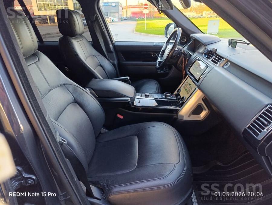 Brown Land Rover Range Rover 2018 in Riga, with an engine capacity of 3.00 L and mileage of 194 thousand km for 35999 €, photo 20 on AUTOMOTO.COM.LV