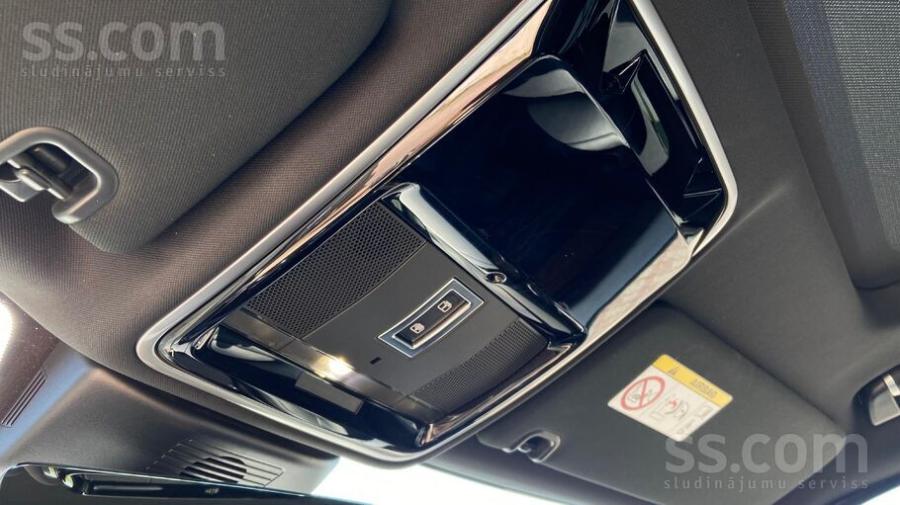 Brūns Land Rover Range Rover 2018 Rīga, ar dzinēja tilpumu 3.00 L un nobraukumu 250 tūkst. km par 31000 €, foto 9 vietnē AUTOMOTO.COM.LV