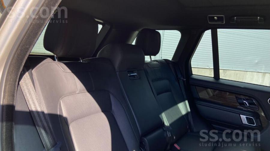 Brūns Land Rover Range Rover 2018 Rīga, ar dzinēja tilpumu 3.00 L un nobraukumu 250 tūkst. km par 31000 €, foto 18 vietnē AUTOMOTO.COM.LV