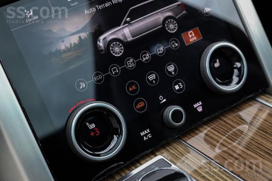 Brown Land Rover Range Rover 2018 in Riga, with an engine capacity of 3.00 L and mileage of 251 thousand km for 30995 €, photo 25 on AUTOMOTO.COM.LV