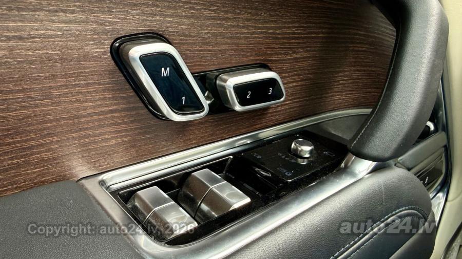 Brūns Land Rover Range Rover 2022 Tallina, ar dzinēja tilpumu 3.00 L un nobraukumu 79 tūkst. km par 124990 €, foto 18 vietnē AUTOMOTO.COM.LV