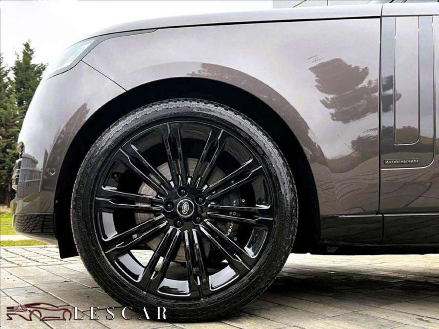 Brūns Land Rover Range Rover 2025 Viļņa, ar dzinēja tilpumu 4.40 L un nobraukumu 13 tūkst. km par 180000 €, foto 4 vietnē AUTOMOTO.COM.LV