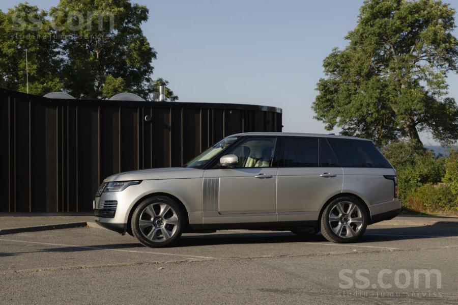 Brown Land Rover Range Rover 2018 in Tallinn, with an engine capacity of 4.40 L and mileage of 156 thousand km for 46900 €, photo 3 on AUTOMOTO.COM.LV