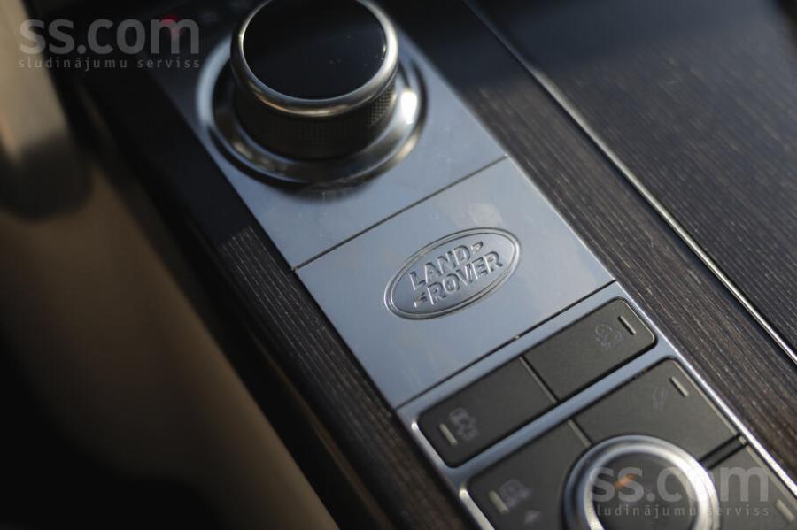 Brown Land Rover Range Rover 2018 in Tallinn, with an engine capacity of 4.40 L and mileage of 156 thousand km for 46900 €, photo 20 on AUTOMOTO.COM.LV