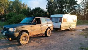 Land Rover Range Rover 1995 Zarasai, ar dzinēja tilpumu 2.50 L un nobraukumu 350 tūkst. km par 2600 €, foto 3 vietnē AUTOMOTO.COM.LV