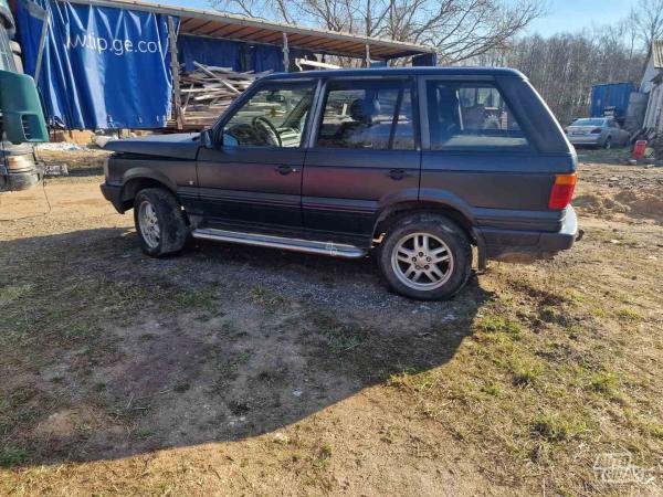 Land Rover Range Rover 1997 in Telschi, with an engine capacity of 2.50 L and mileage of 350 thousand km for 1600 €, photo 2 on AUTOMOTO.COM.LV