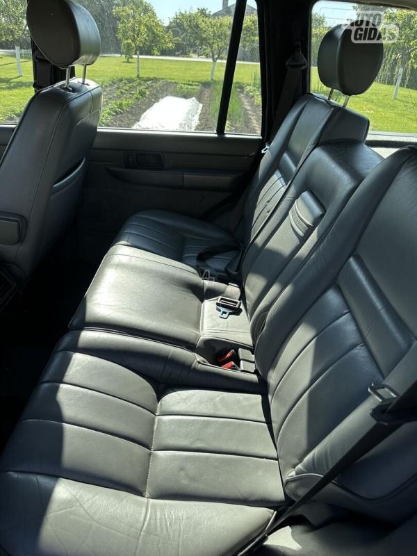 Land Rover Range Rover 1997 in Sakiai, with an engine capacity of 2.50 L and mileage of 280 thousand km for 2200 €, photo 9 on AUTOMOTO.COM.LV