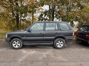 Land Rover Range Rover 1998 in Siauliai, with an engine capacity of 4.60 L and mileage of 111 thousand km for 2300 €, photo 7 on AUTOMOTO.COM.LV