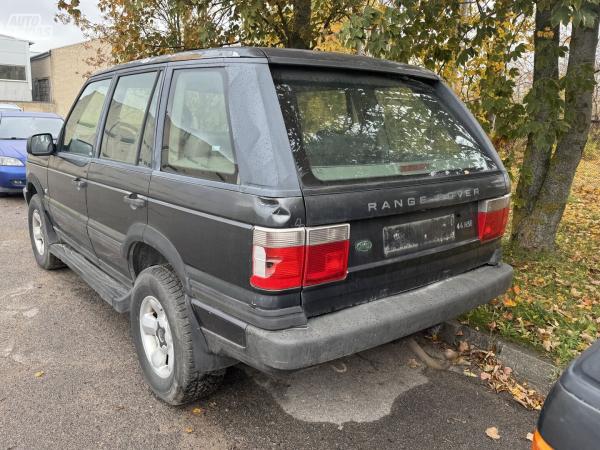 Land Rover Range Rover 1998 Šauļi, ar dzinēja tilpumu 4.60 L un nobraukumu 111 tūkst. km par 2300 €, foto 8 vietnē AUTOMOTO.COM.LV