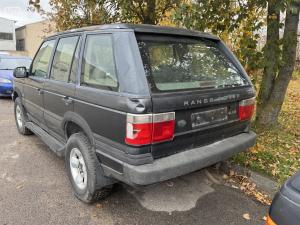 Land Rover Range Rover 1998 in Siauliai, with an engine capacity of 4.60 L and mileage of 111 thousand km for 2300 €, photo 9 on AUTOMOTO.COM.LV
