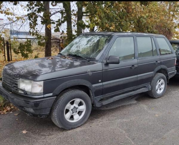 Land Rover Range Rover 1998 Šauļi, ar dzinēja tilpumu 4.60 L un nobraukumu 111 tūkst. km par 2300 €, foto 10 vietnē AUTOMOTO.COM.LV