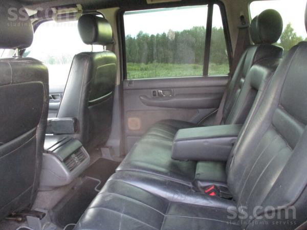 Land Rover Range Rover 2000 Preiļi, ar dzinēja tilpumu 2.50 L un nobraukumu 334 tūkst. km par 7500 €, foto 6 vietnē AUTOMOTO.COM.LV