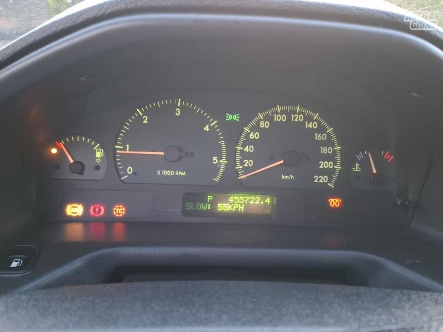 Land Rover Range Rover 2000 Viļņa, ar dzinēja tilpumu 2.50 L un nobraukumu 456 tūkst. km par 2500 €, foto 12 vietnē AUTOMOTO.COM.LV