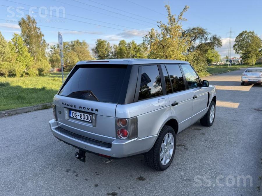 Land Rover Range Rover 2002 Rīga, ar dzinēja tilpumu 3.00 L un nobraukumu 379 tūkst. km par 4700 €, foto 5 vietnē AUTOMOTO.COM.LV
