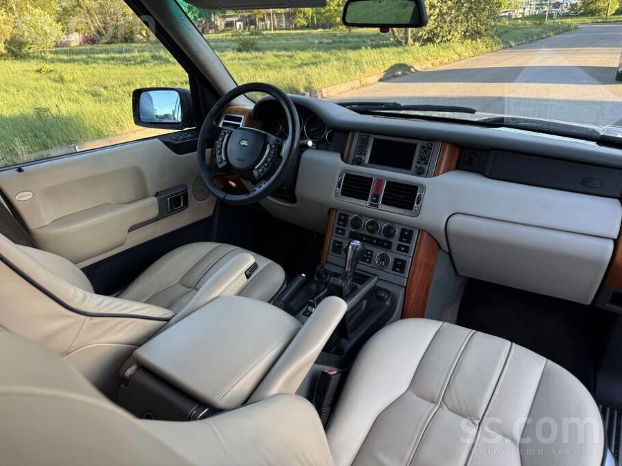 Land Rover Range Rover 2002 Rīga, ar dzinēja tilpumu 3.00 L un nobraukumu 379 tūkst. km par 4700 €, foto 12 vietnē AUTOMOTO.COM.LV