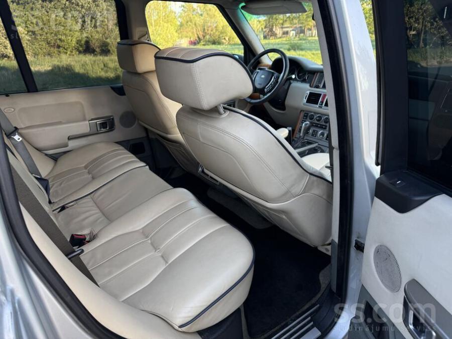 Land Rover Range Rover 2002 Rīga, ar dzinēja tilpumu 3.00 L un nobraukumu 379 tūkst. km par 4700 €, foto 15 vietnē AUTOMOTO.COM.LV
