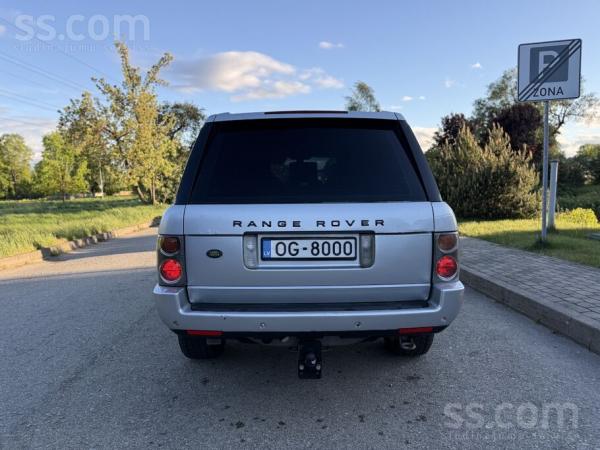 Land Rover Range Rover 2002 Rīga, ar dzinēja tilpumu 3.00 L un nobraukumu 379 tūkst. km par 4700 €, foto 8 vietnē AUTOMOTO.COM.LV