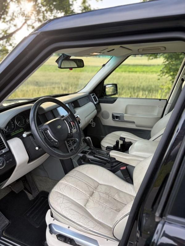 Land Rover Range Rover 2002 Tauragė, ar dzinēja tilpumu 4.40 L un nobraukumu 320 tūkst. km par 4800 €, foto 7 vietnē AUTOMOTO.COM.LV