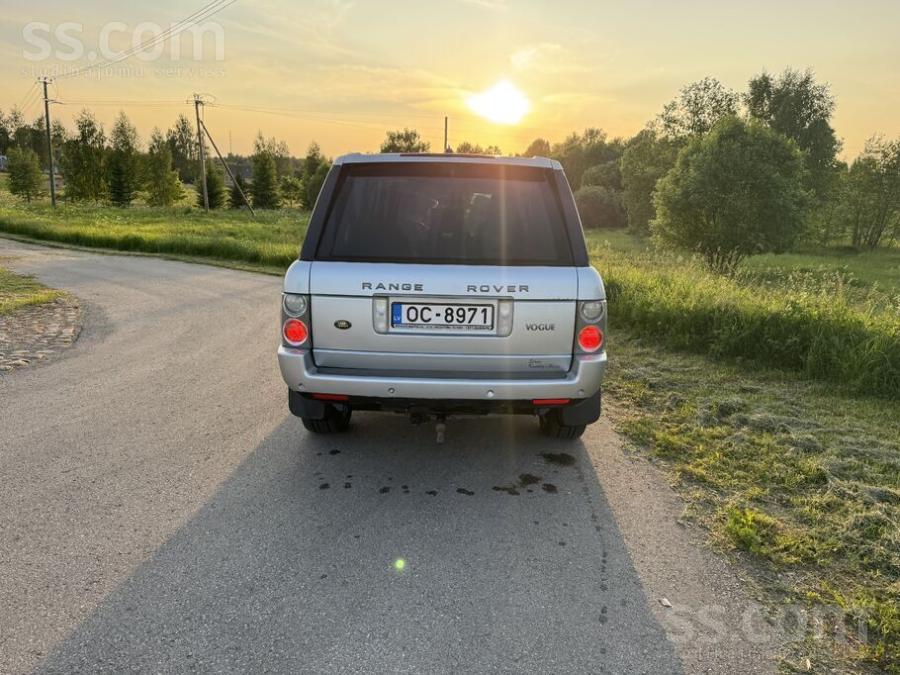 Land Rover Range Rover 2005 in Rezekne, with an engine capacity of 3.00 L and mileage of 350 thousand km for 4500 €, photo 4 on AUTOMOTO.COM.LV