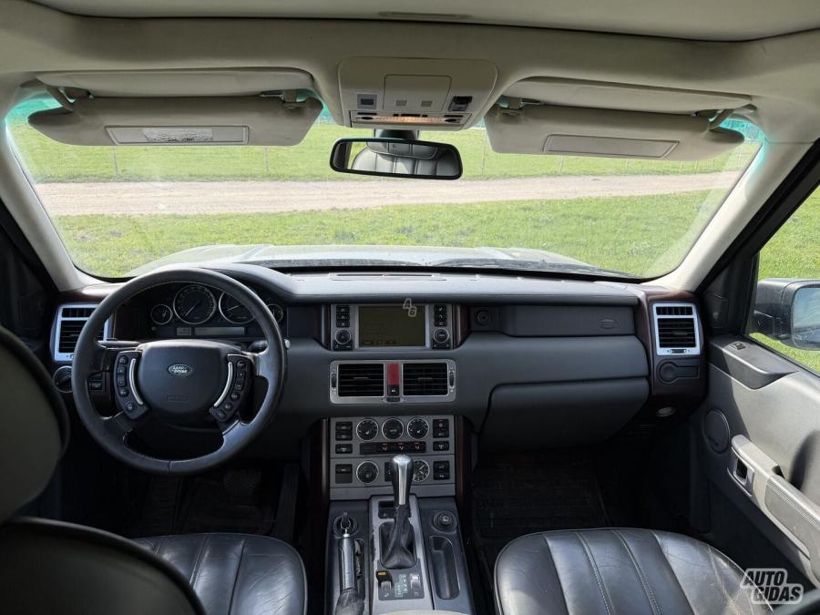 Land Rover Range Rover 2006 Šauļi, ar dzinēja tilpumu 3.00 L un nobraukumu 387 tūkst. km par 3850 €, foto 16 vietnē AUTOMOTO.COM.LV