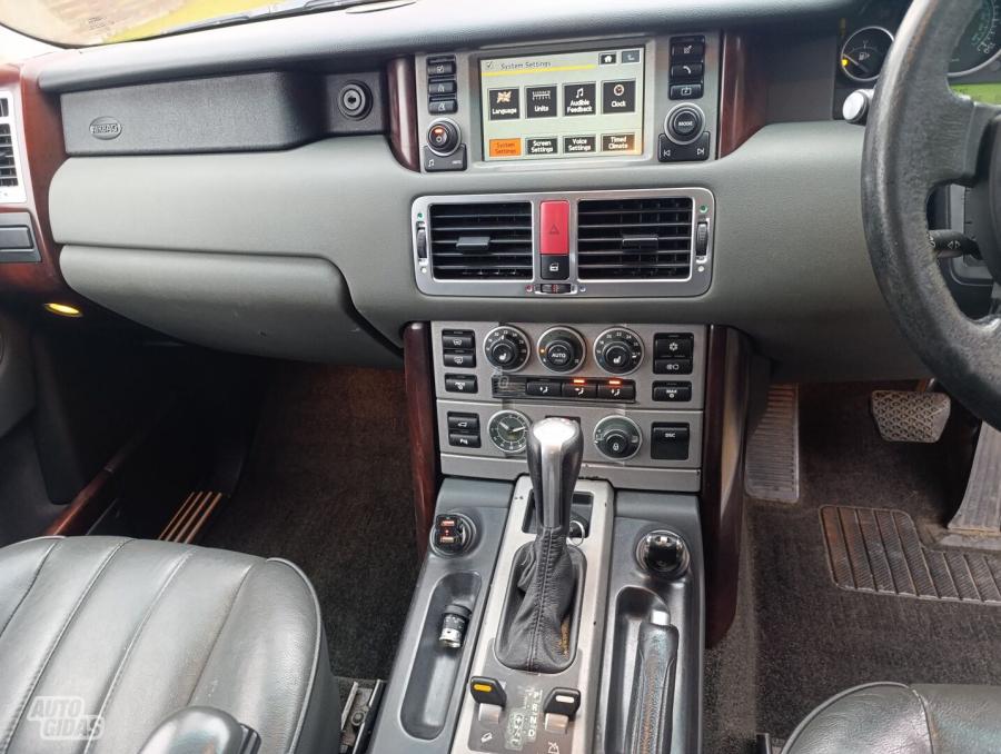 Land Rover Range Rover 2006 Šauļi, ar dzinēja tilpumu 3.00 L un nobraukumu 205 tūkst. km par 2990 €, foto 11 vietnē AUTOMOTO.COM.LV