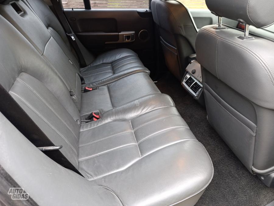 Land Rover Range Rover 2006 Šauļi, ar dzinēja tilpumu 3.00 L un nobraukumu 205 tūkst. km par 2990 €, foto 12 vietnē AUTOMOTO.COM.LV