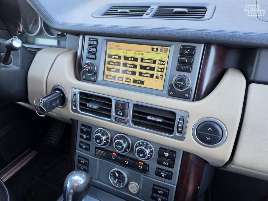 Land Rover Range Rover 2007 Šilutė, ar dzinēja tilpumu 3.60 L un nobraukumu 350 tūkst. km par 3450 €, foto 13 vietnē AUTOMOTO.COM.LV