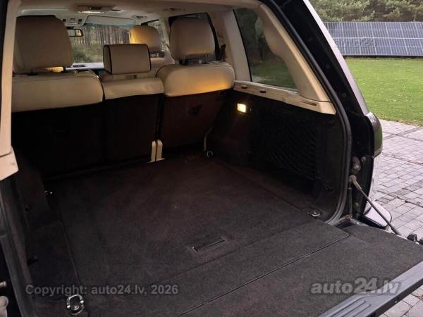 Land Rover Range Rover 2010 in Parnu, with an engine capacity of 3.60 L and mileage of 285 thousand km for 14900 €, photo 11 on AUTOMOTO.COM.LV