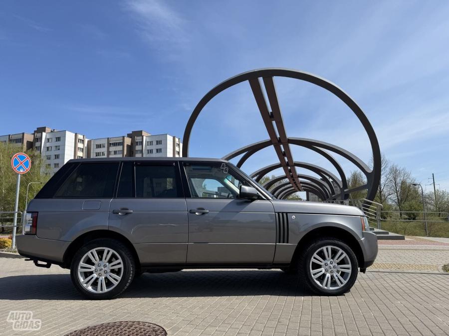 Land Rover Range Rover 2010 in Jonava, with an engine capacity of 3.60 L and mileage of 320 thousand km for 8800 €, photo 7 on AUTOMOTO.COM.LV