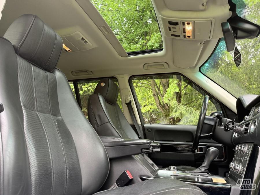 Land Rover Range Rover 2010 in Jonava, with an engine capacity of 3.60 L and mileage of 320 thousand km for 8800 €, photo 18 on AUTOMOTO.COM.LV