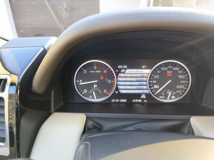 Land Rover Range Rover 2010 Šauļi, ar dzinēja tilpumu 3.60 L un nobraukumu 319 tūkst. km par 8200 €, foto 6 vietnē AUTOMOTO.COM.LV