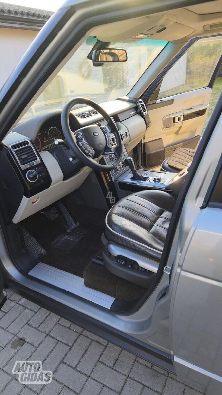 Land Rover Range Rover 2010 Šauļi, ar dzinēja tilpumu 3.60 L un nobraukumu 319 tūkst. km par 8200 €, foto 9 vietnē AUTOMOTO.COM.LV