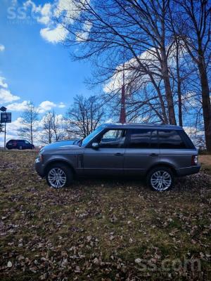 Land Rover Range Rover 2010 Rīga, ar dzinēja tilpumu 3.60 L un nobraukumu 355 tūkst. km par 14500 €, foto 3 vietnē AUTOMOTO.COM.LV