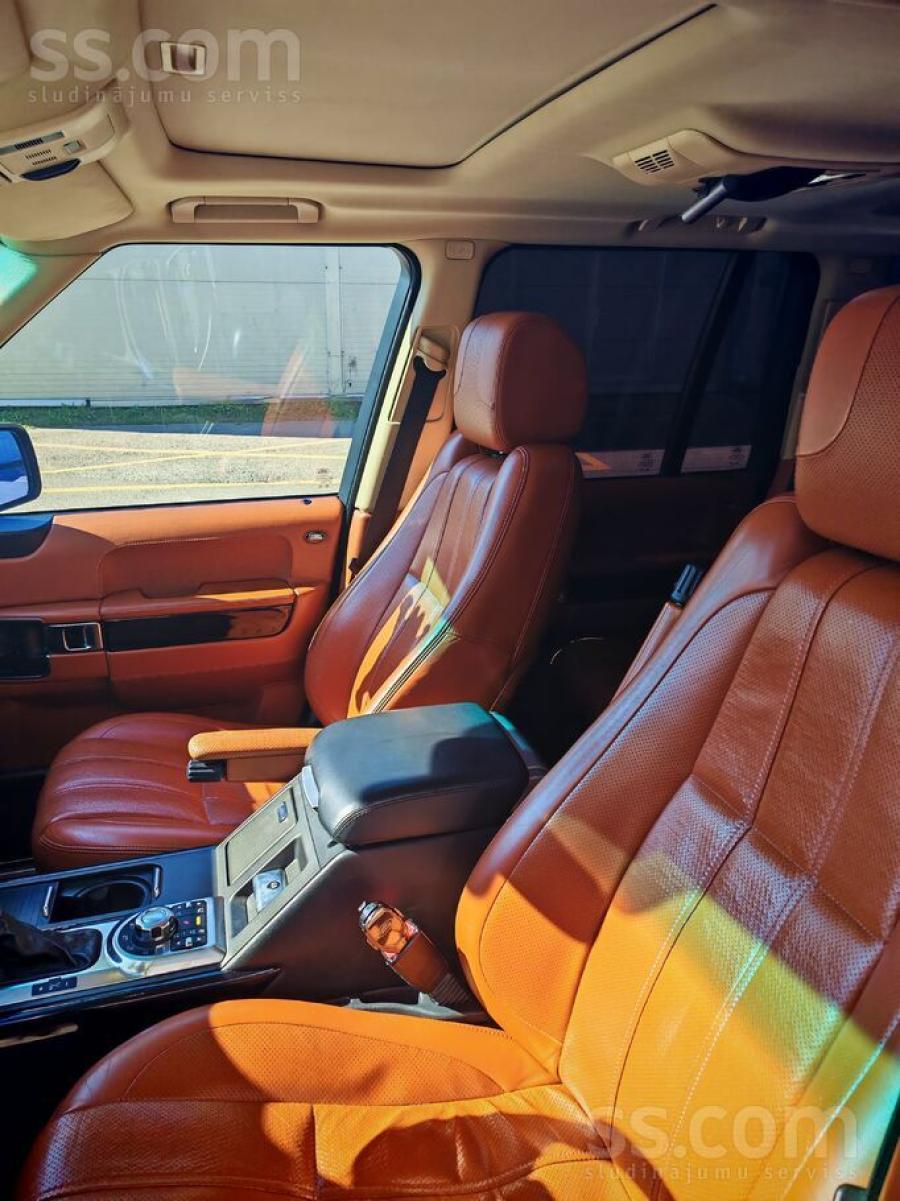 Land Rover Range Rover 2010 Rīga, ar dzinēja tilpumu 3.60 L un nobraukumu 355 tūkst. km par 14500 €, foto 16 vietnē AUTOMOTO.COM.LV