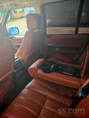 Land Rover Range Rover 2010 Rīga, ar dzinēja tilpumu 3.60 L un nobraukumu 355 tūkst. km par 14500 €, foto 20 vietnē AUTOMOTO.COM.LV