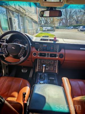 Land Rover Range Rover 2010 Rīga, ar dzinēja tilpumu 3.60 L un nobraukumu 355 tūkst. km par 14500 €, foto 22 vietnē AUTOMOTO.COM.LV