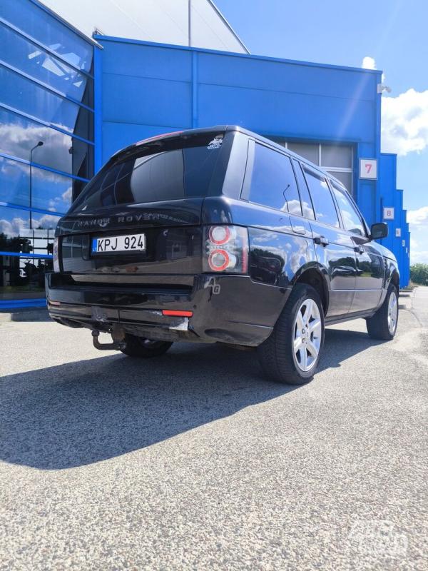 Land Rover Range Rover 2010 Viļņa, ar dzinēja tilpumu 3.60 L un nobraukumu 450 tūkst. km par 5500 €, foto 3 vietnē AUTOMOTO.COM.LV