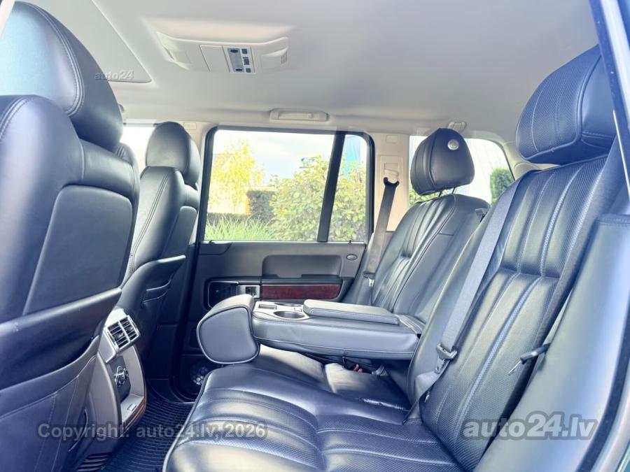 Land Rover Range Rover 2011 Pērnava, ar dzinēja tilpumu 4.40 L un nobraukumu 346 tūkst. km par 14790 €, foto 15 vietnē AUTOMOTO.COM.LV