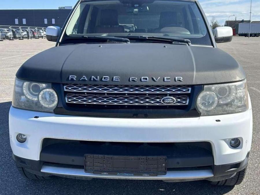 Land Rover Range Rover 2011 in Vilnius, with an engine capacity of 2.99 L and mileage of 369 thousand km for 8000 €, photo 6 on AUTOMOTO.COM.LV