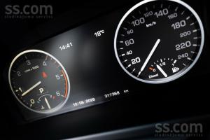 Land Rover Range Rover 2012 in Riga, with an engine capacity of 4.40 L and mileage of 0 thousand km for 13500 €, photo 16 on AUTOMOTO.COM.LV