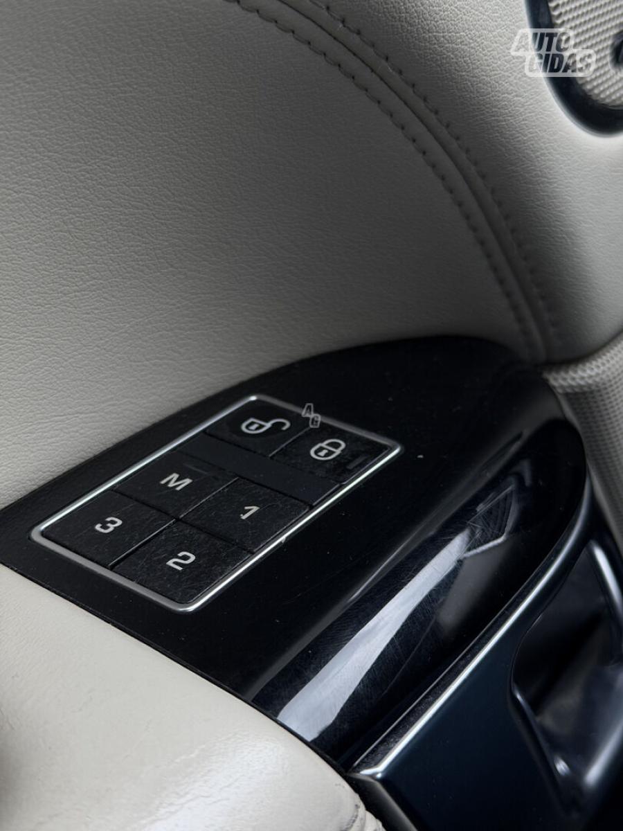 Land Rover Range Rover 2013 in Vilnius, with an engine capacity of 3.00 L and mileage of 276 thousand km for 16000 €, photo 16 on AUTOMOTO.COM.LV
