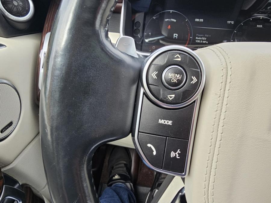 Land Rover Range Rover 2015 Rīga, ar dzinēja tilpumu 4.40 L un nobraukumu 139 tūkst. km par 29950 €, foto 20 vietnē AUTOMOTO.COM.LV