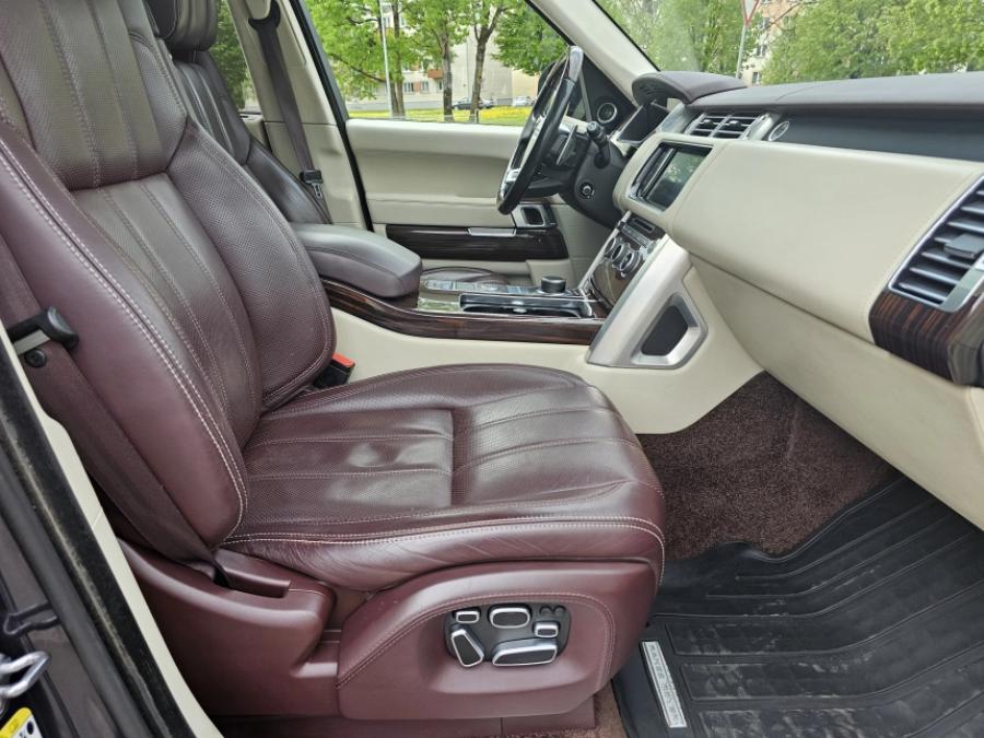 Land Rover Range Rover 2015 Rīga, ar dzinēja tilpumu 4.40 L un nobraukumu 139 tūkst. km par 29950 €, foto 22 vietnē AUTOMOTO.COM.LV