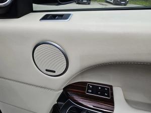 Land Rover Range Rover 2015 Rīga, ar dzinēja tilpumu 4.40 L un nobraukumu 139 tūkst. km par 29950 €, foto 24 vietnē AUTOMOTO.COM.LV