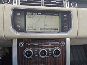 Land Rover Range Rover 2015 Rīga, ar dzinēja tilpumu 4.40 L un nobraukumu 139 tūkst. km par 29950 €, foto 26 vietnē AUTOMOTO.COM.LV