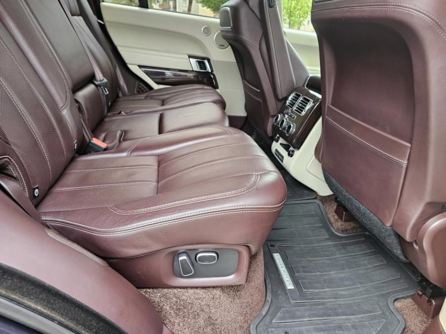 Land Rover Range Rover 2015 Rīga, ar dzinēja tilpumu 4.40 L un nobraukumu 139 tūkst. km par 29950 €, foto 31 vietnē AUTOMOTO.COM.LV