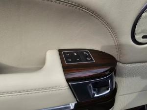 Land Rover Range Rover 2015 Rīga, ar dzinēja tilpumu 4.40 L un nobraukumu 139 tūkst. km par 29950 €, foto 15 vietnē AUTOMOTO.COM.LV