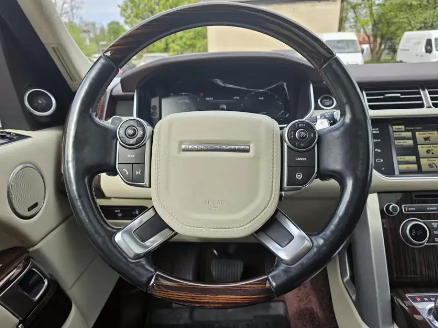 Land Rover Range Rover 2015 Rīga, ar dzinēja tilpumu 4.40 L un nobraukumu 139 tūkst. km par 29950 €, foto 18 vietnē AUTOMOTO.COM.LV