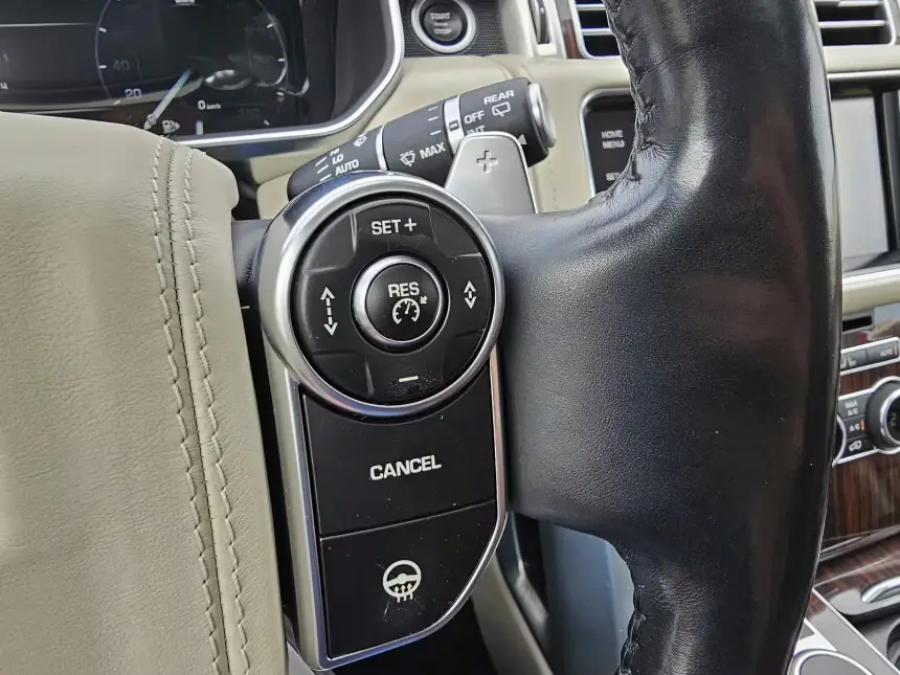 Land Rover Range Rover 2015 Rīga, ar dzinēja tilpumu 4.40 L un nobraukumu 139 tūkst. km par 29950 €, foto 19 vietnē AUTOMOTO.COM.LV