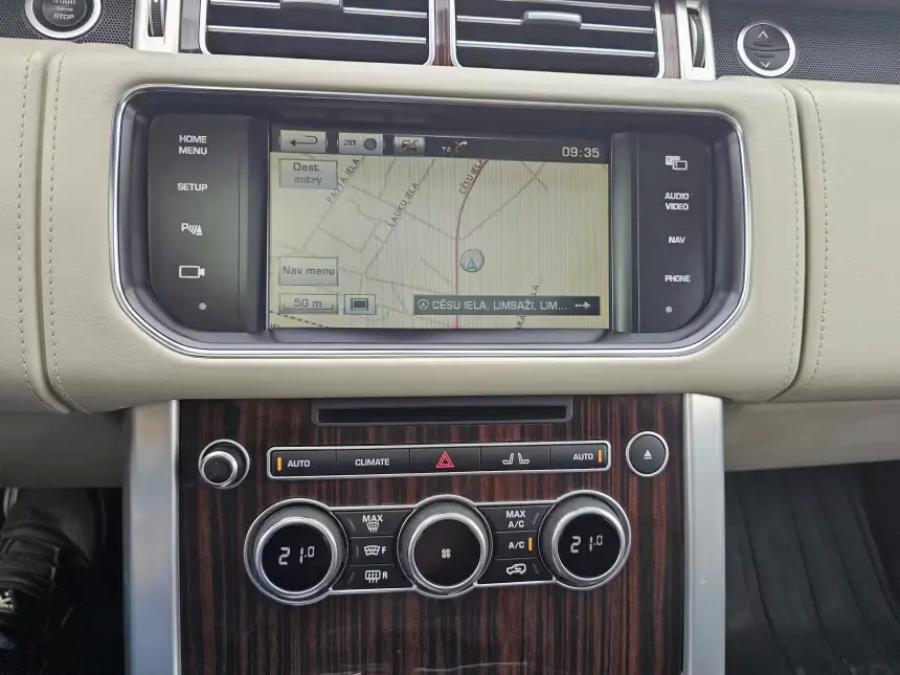 Land Rover Range Rover 2015 Rīga, ar dzinēja tilpumu 4.40 L un nobraukumu 139 tūkst. km par 29950 €, foto 26 vietnē AUTOMOTO.COM.LV
